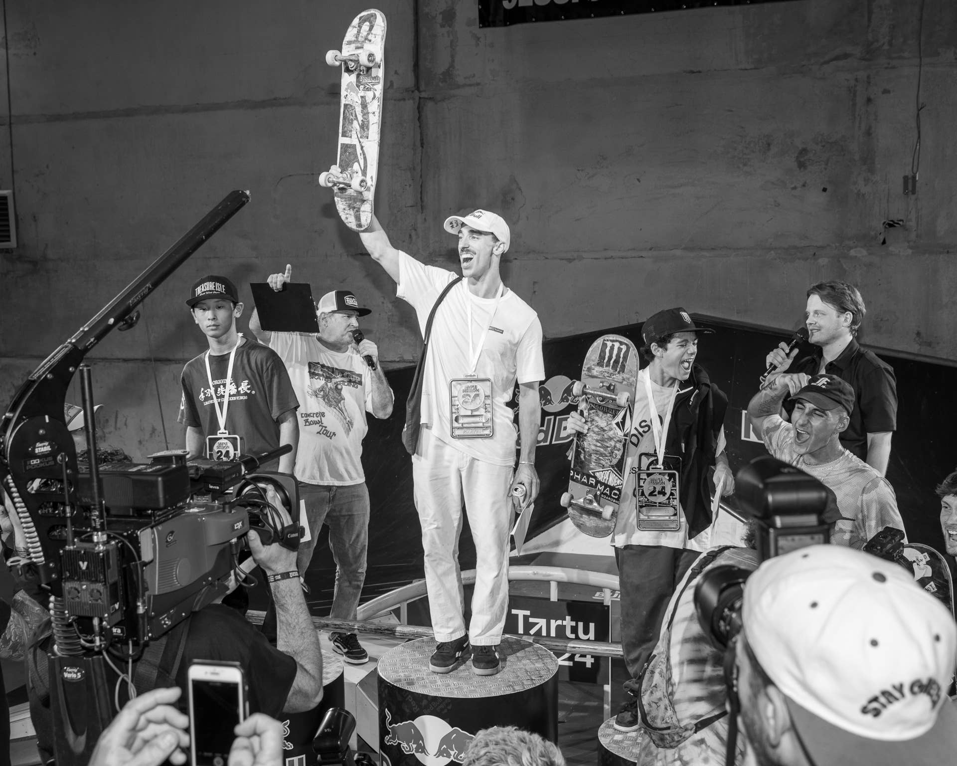 Danny Leon Wins Simple Session 2024: Finals Photo Gallery - TransWorld ...