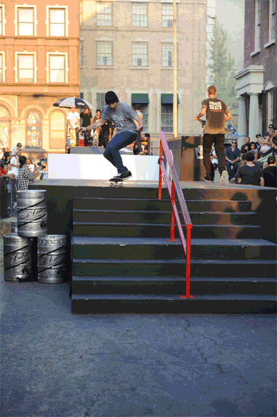 9Frames/Second 2010 Vans Downtown Showdown