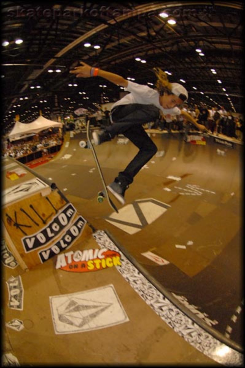 Spotlight, SUrf Expo, Volcom, Mini ramp jam, David Loy, Curren Caples ...