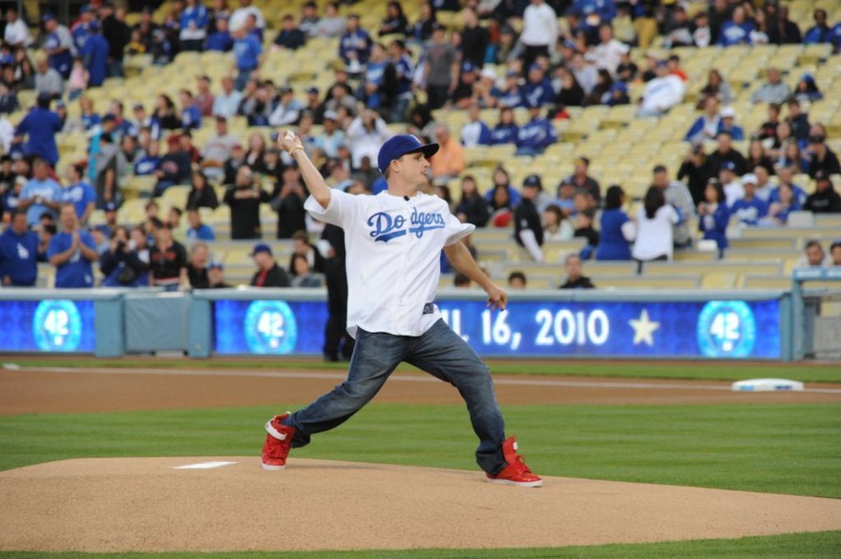 Dyrdek Throws Out First Pitch At Dodger Game