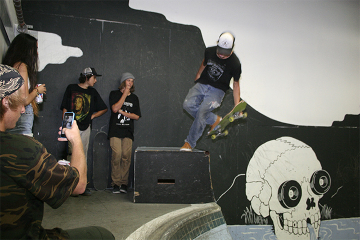 Asylum 'Green Eggs and Hammers' TWS Premiere