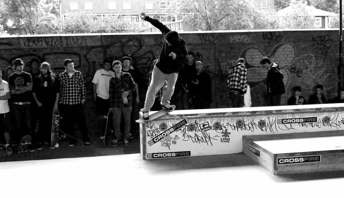 Meanwhile, London, Crossfire, Nicky Howells, Dave Snaddon, Blueprint ...