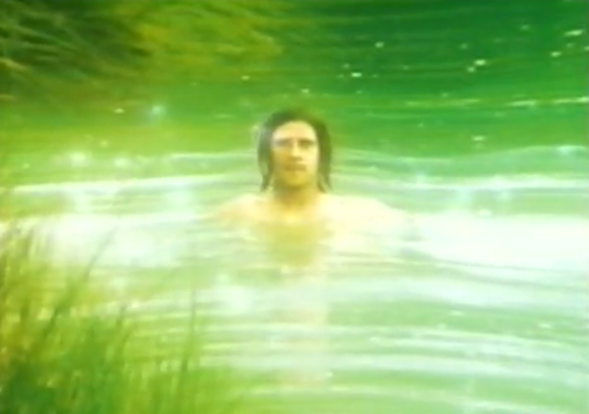 Oliver Barton's Top 5 YouTubes Of The Week (12.2.10)