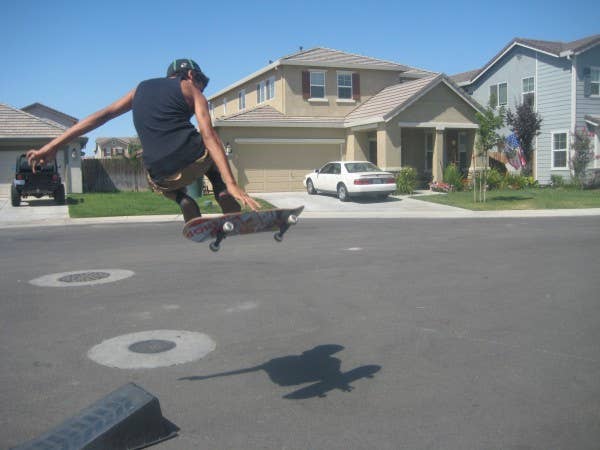 BACKSIDE GRAB