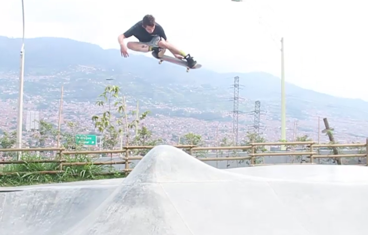 Arizona Iced Tea in Colombia, Chimba De Parche, Episode 2