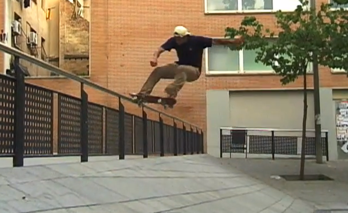 Something Sinister, Dan Leung