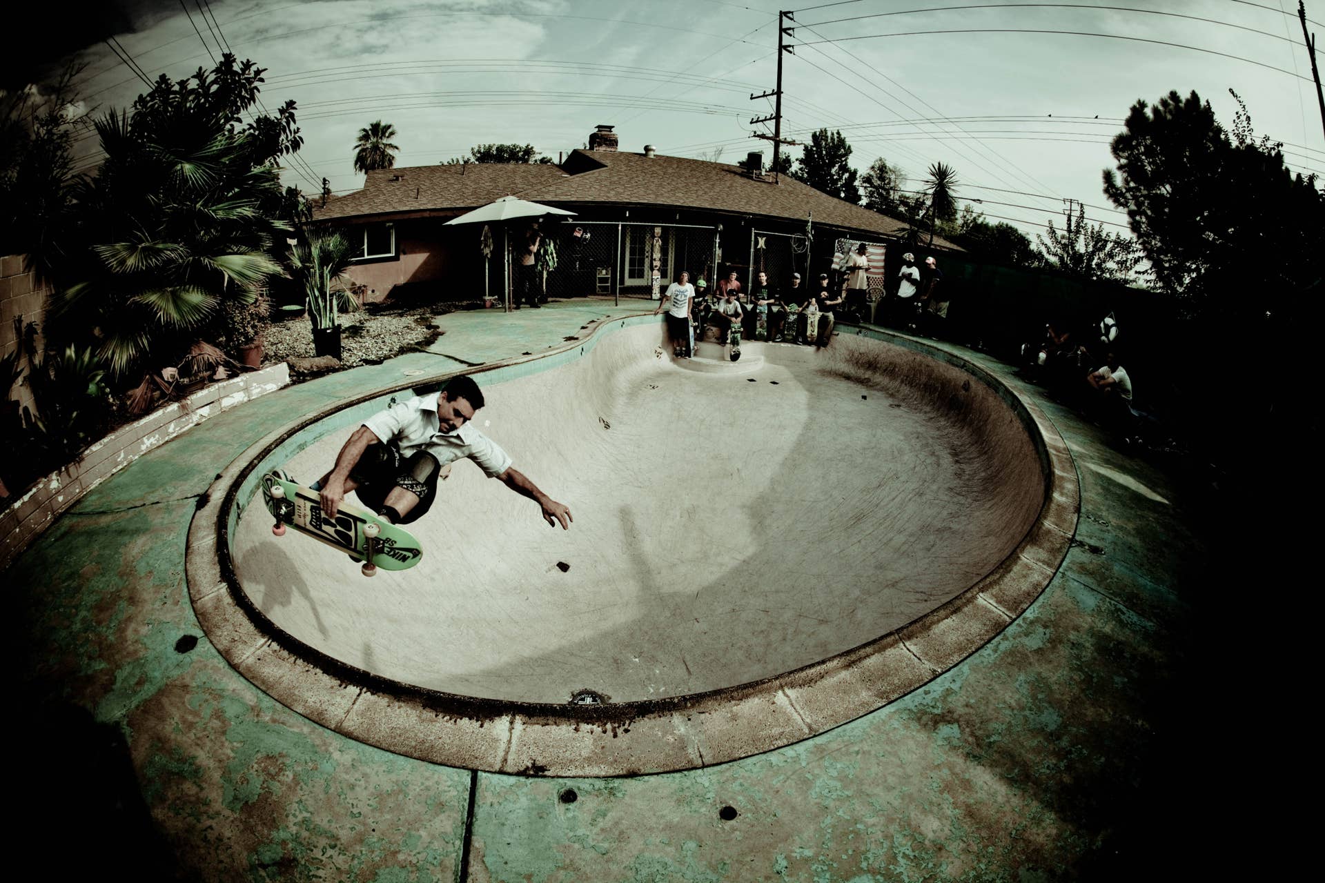Ridiculous Pool Session Photos - Skateboarding