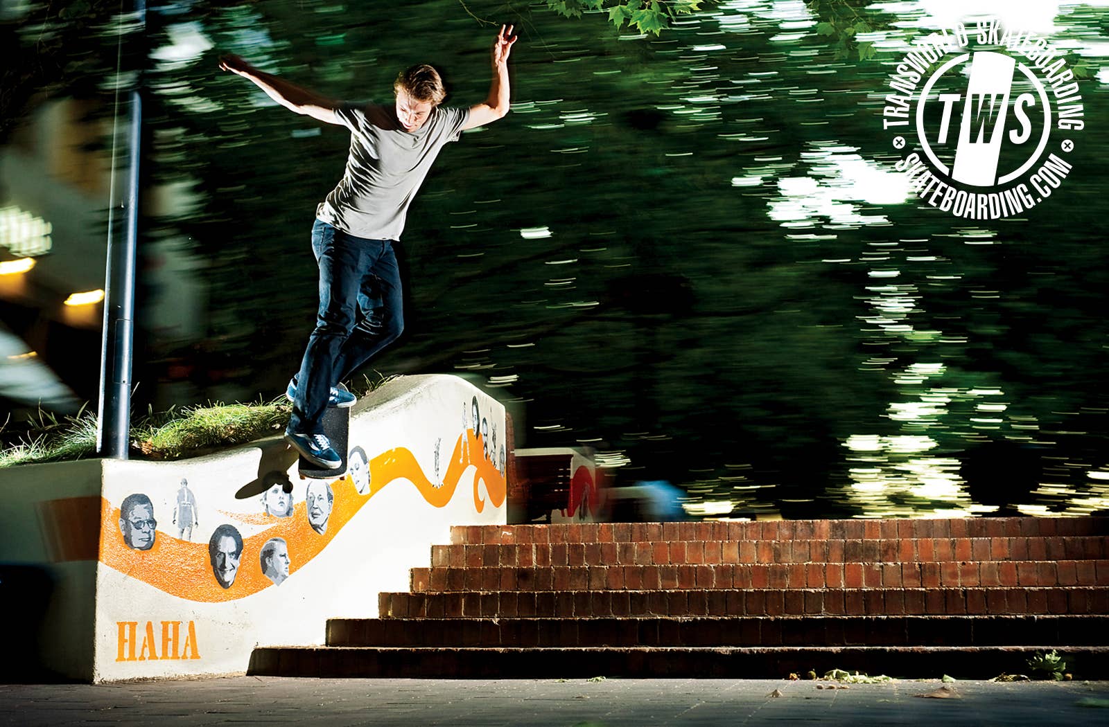 Wednesday Wallpaper: Alex Olson - Skateboarding