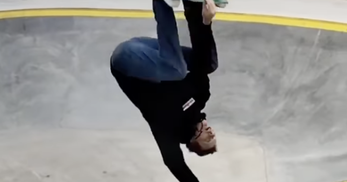 Tony Hawk Lays Down a Flawless Invert at Dodge Skatepark in Columbus ...