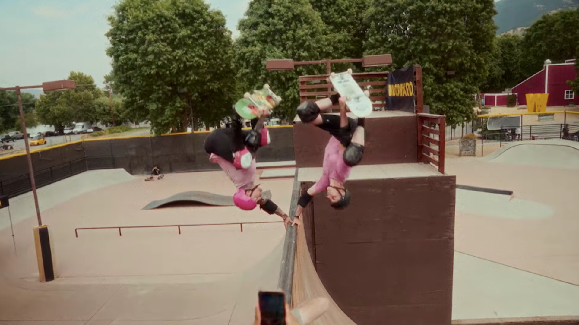 Tony Hawk and Jason Ellis Recreate Grant Brittain's Iconic Animal Chin ...