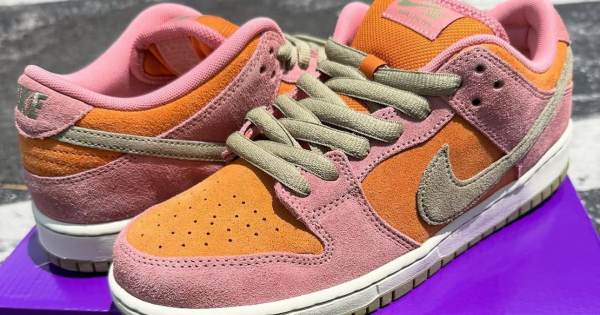 Nike SB’s ‘Red Stardust’ Dunks Are Finally Hitting US Shops—Take a Look ...
