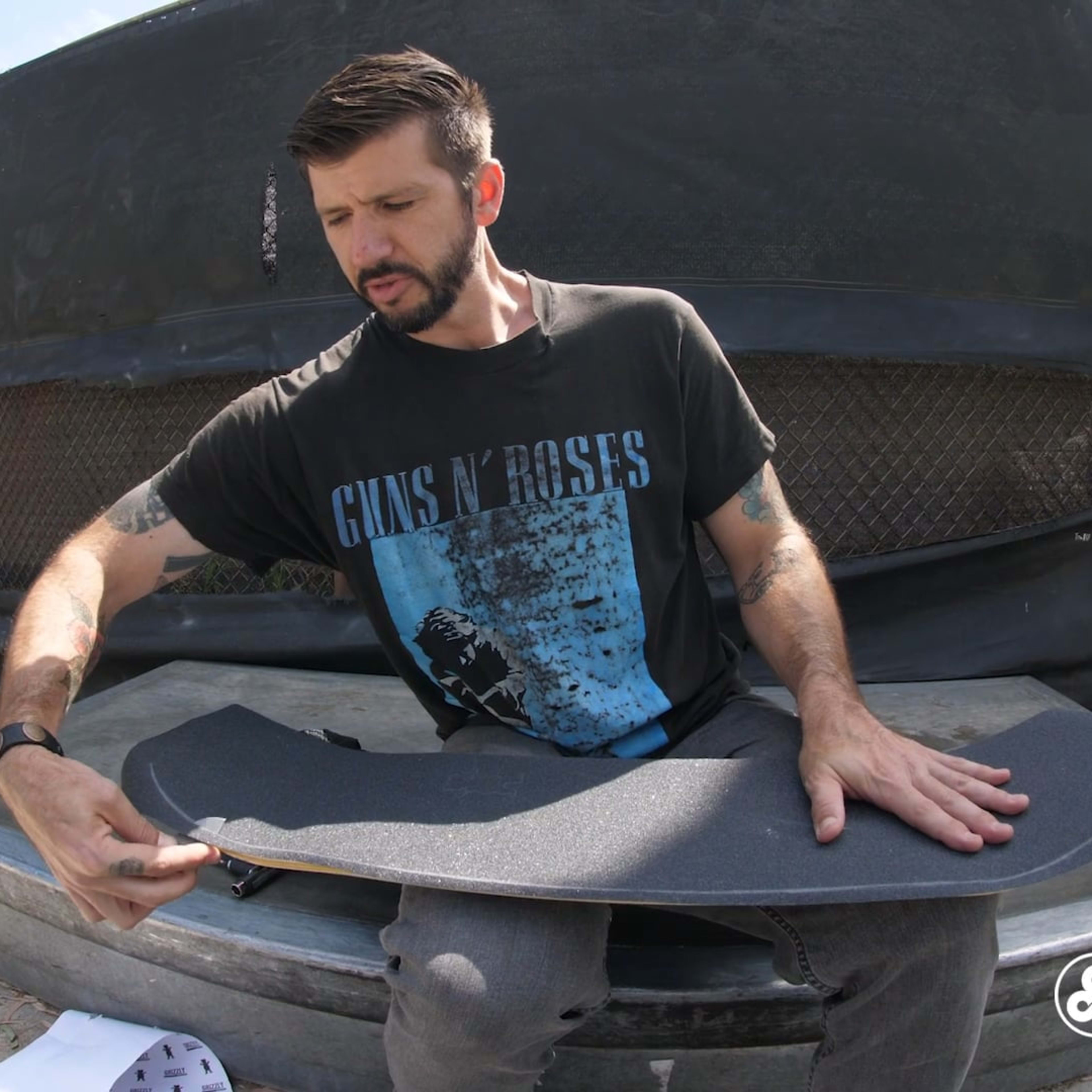 How to Skateboard: The Ultimate Beginner's Guide - Skateboarding