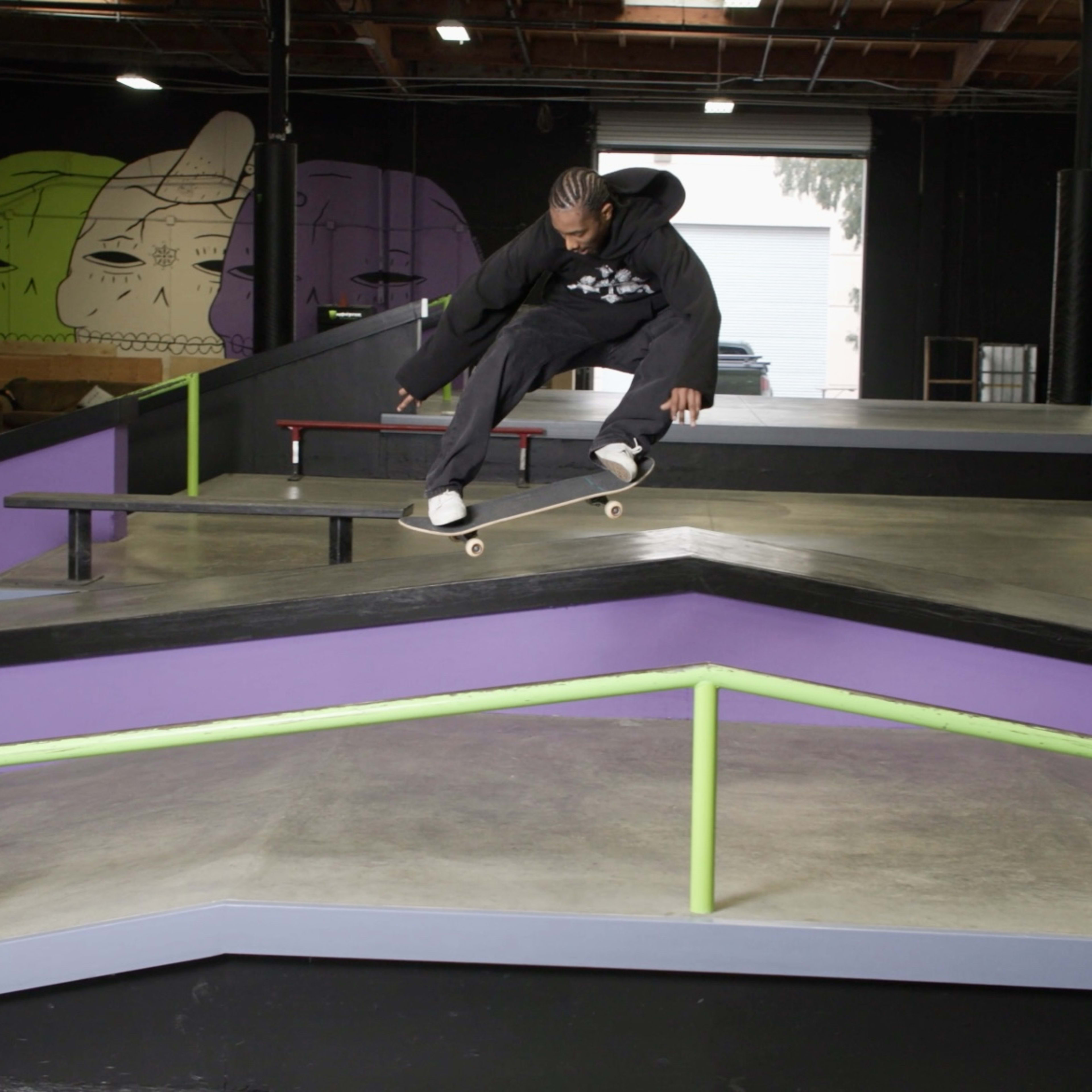 How to Skateboard: The Ultimate Beginner's Guide - Skateboarding