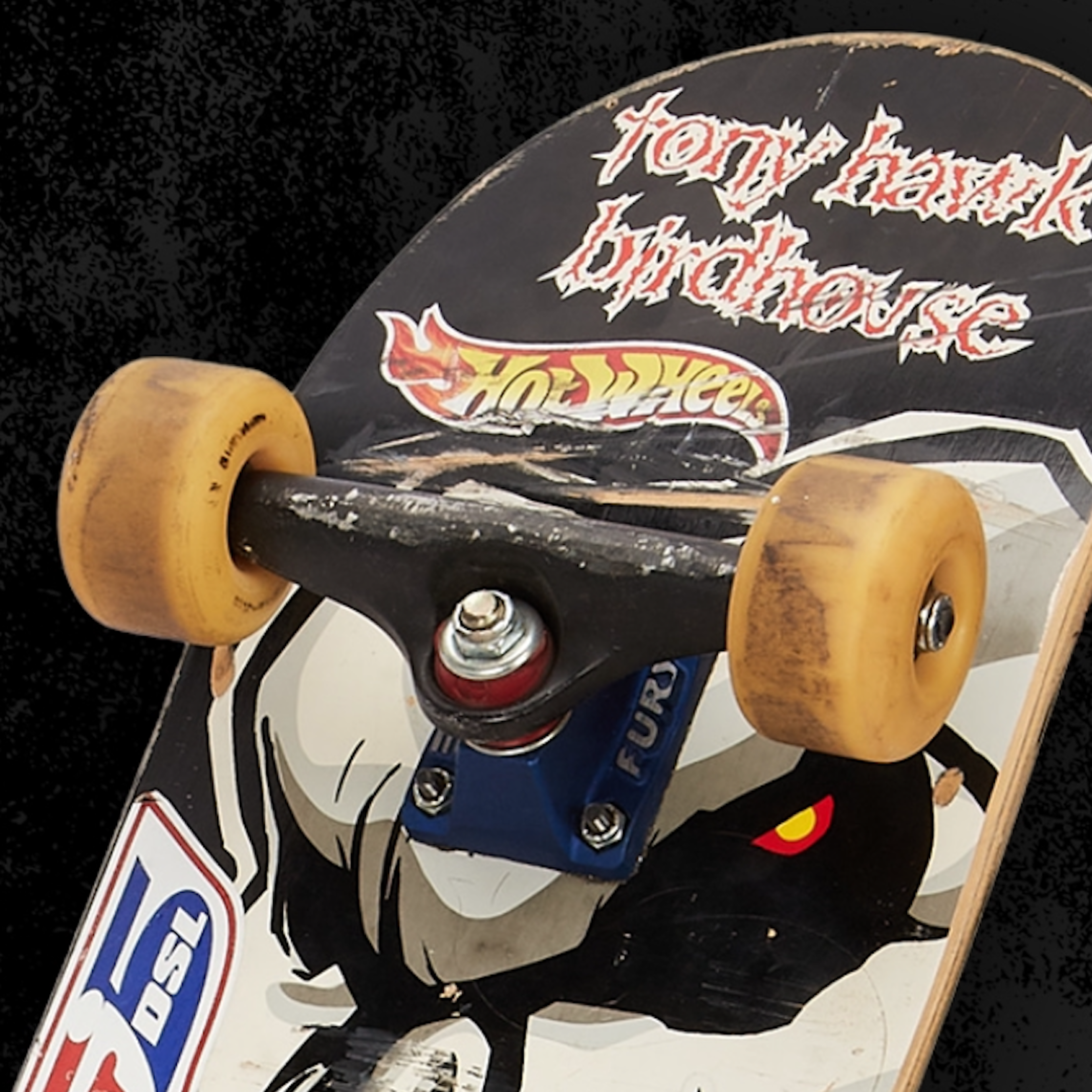 Muska’s First Shoe Drop Nearly Sells Out Overnight—More Colors and '90s ...