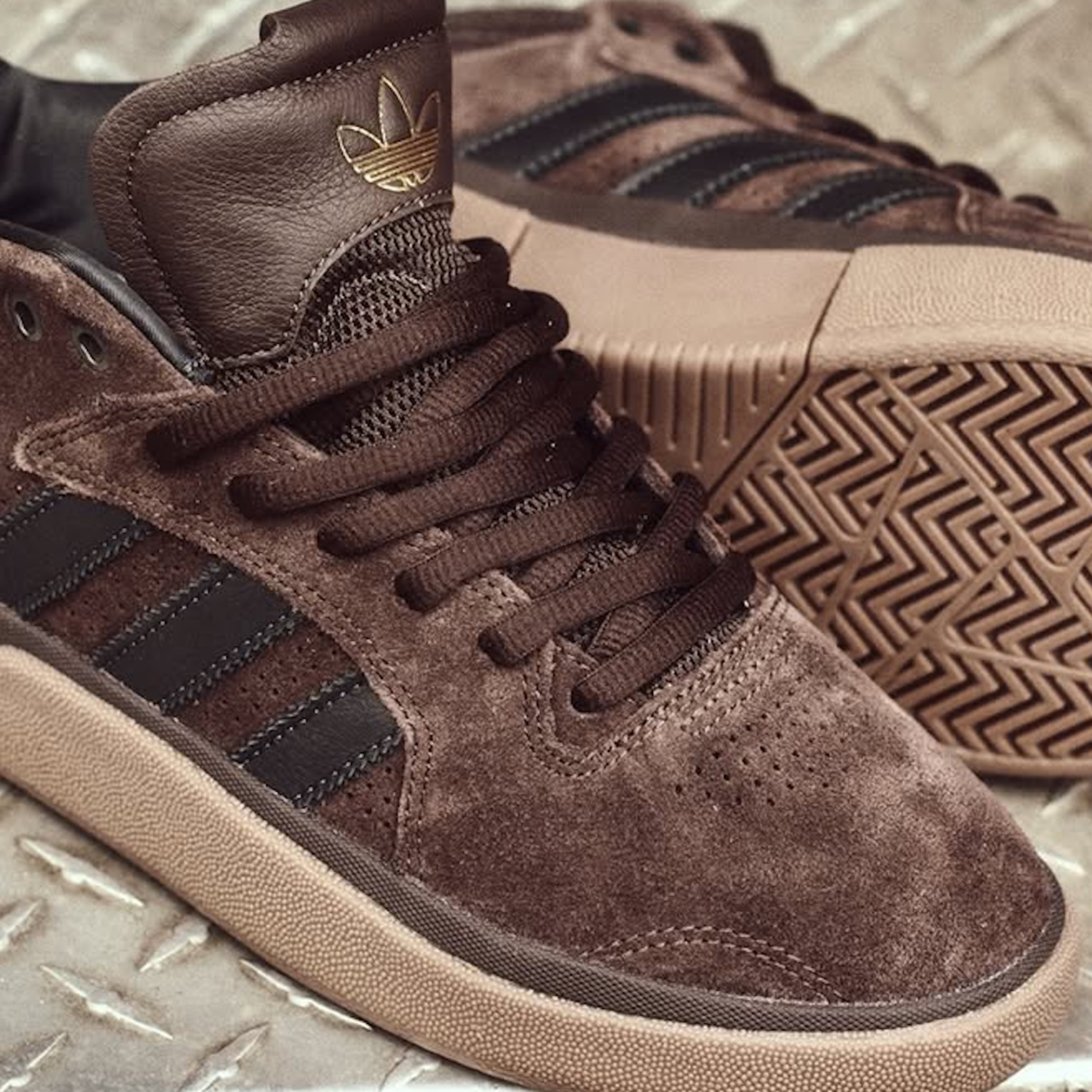 Look: adidas Skateboarding Drops Clean New Colorways of the Tyshawn I ...