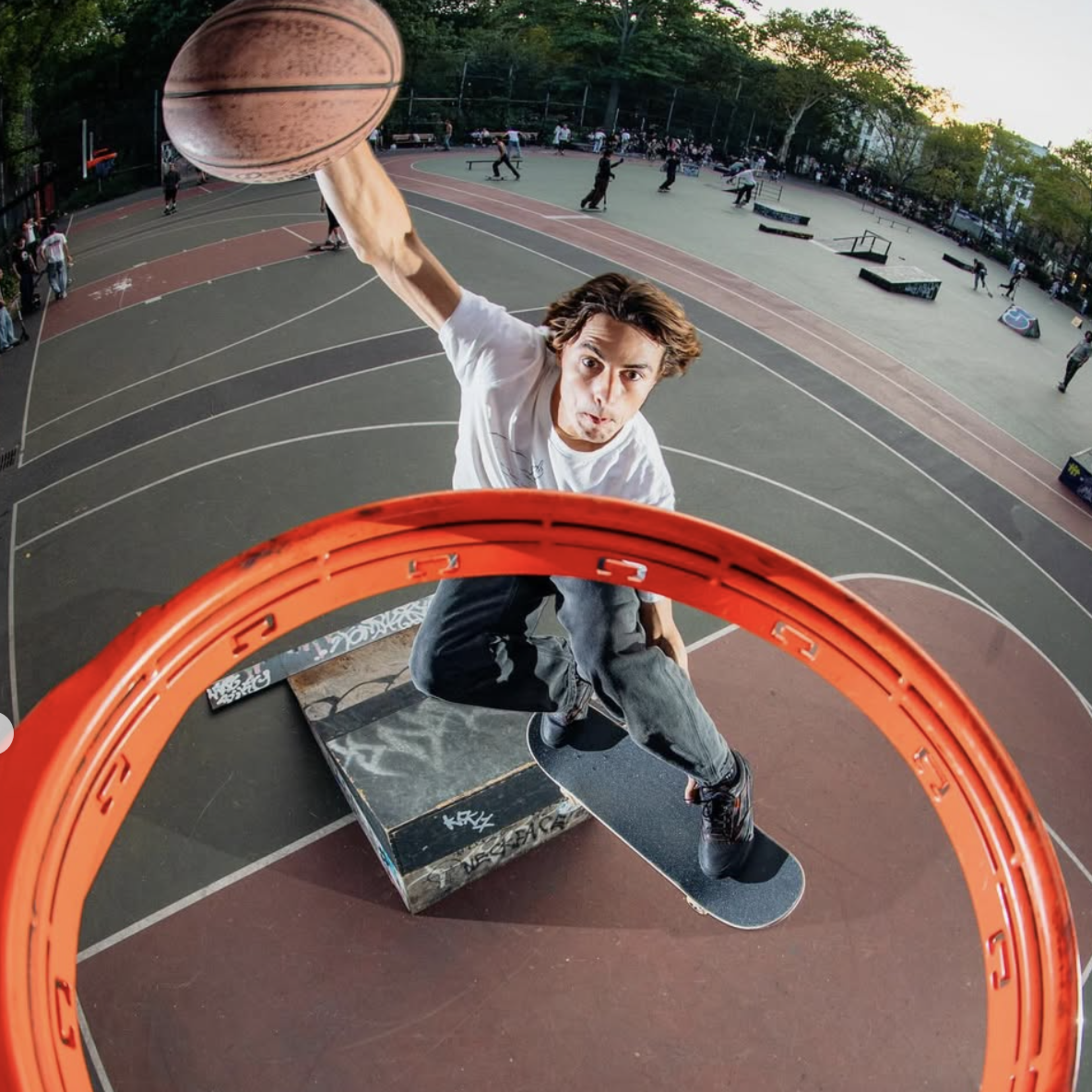 Muska’s First Shoe Drop Nearly Sells Out Overnight—More Colors and '90s ...