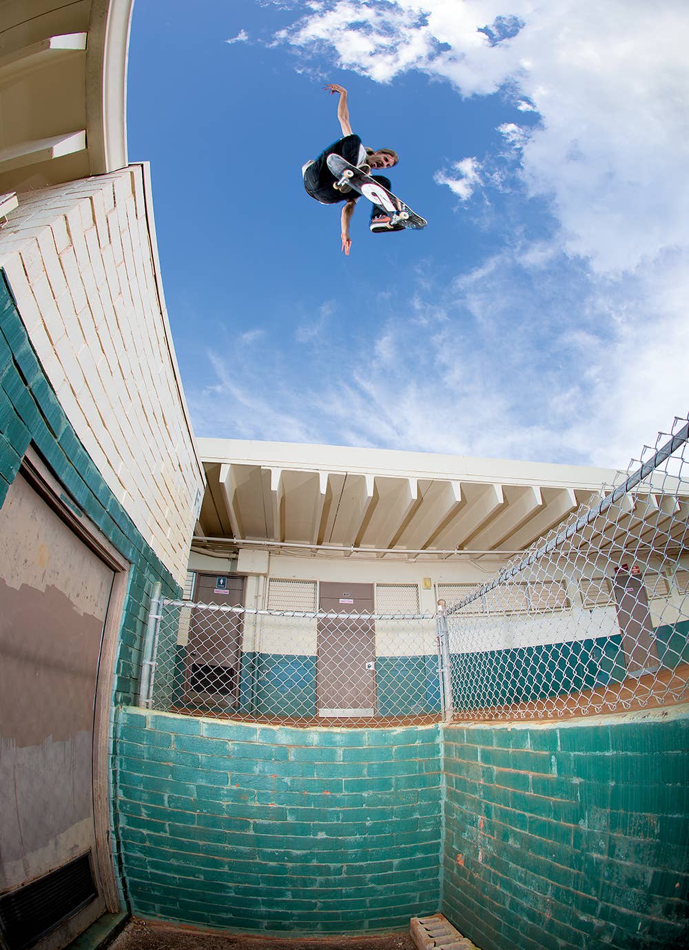 Weedmaps Hawaii - Skateboarding