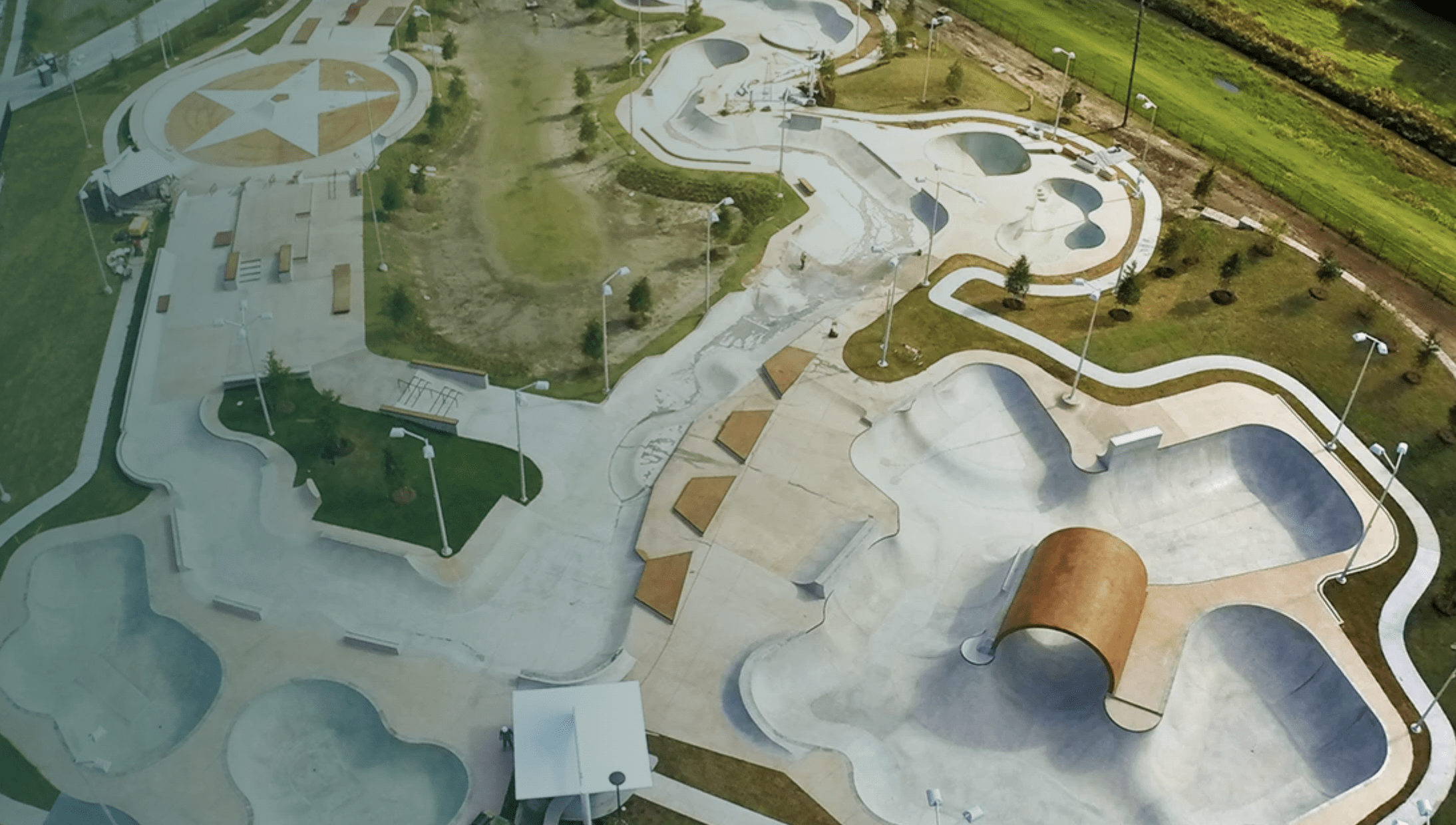 The 10 Best Skate Parks in the United States - Skateboarding