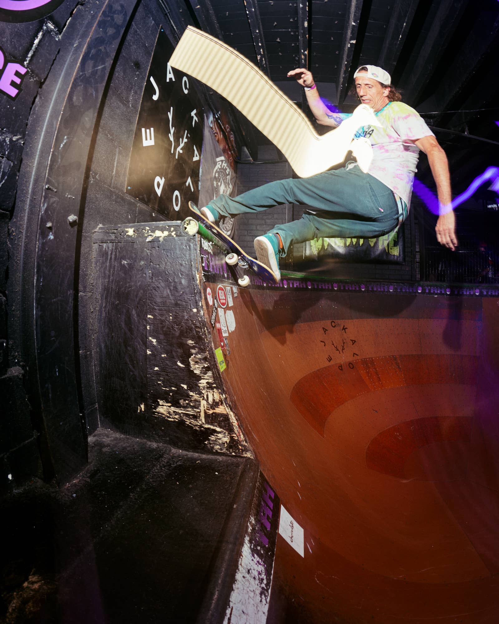 Montreal's TRH Bar Skateboarding History - Skateboarding
